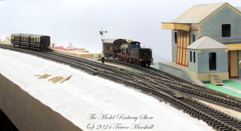 Greyhound in charge – The Model Railway Show